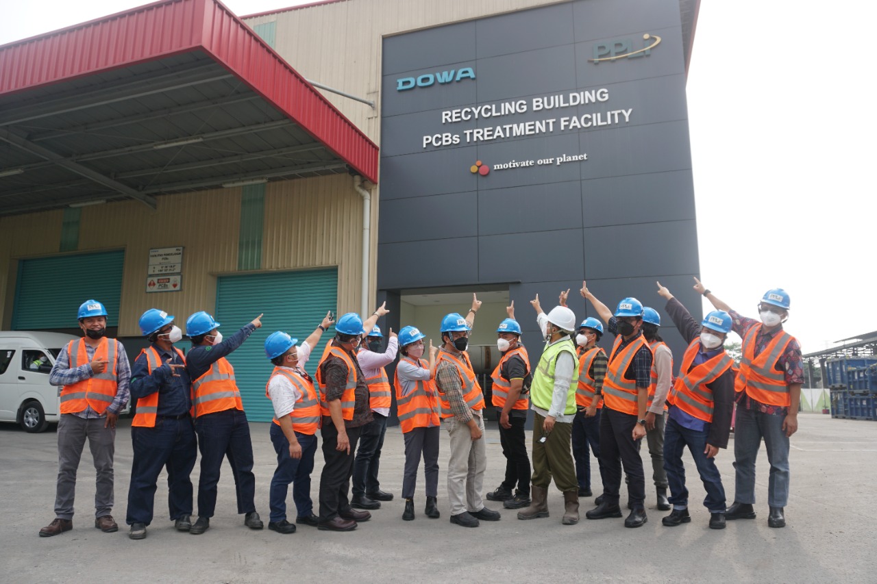 Jasa Pengangkutan Limbah B3 | Menghadapi Bahaya Limbah PCB, KLHK, UNIDO ...