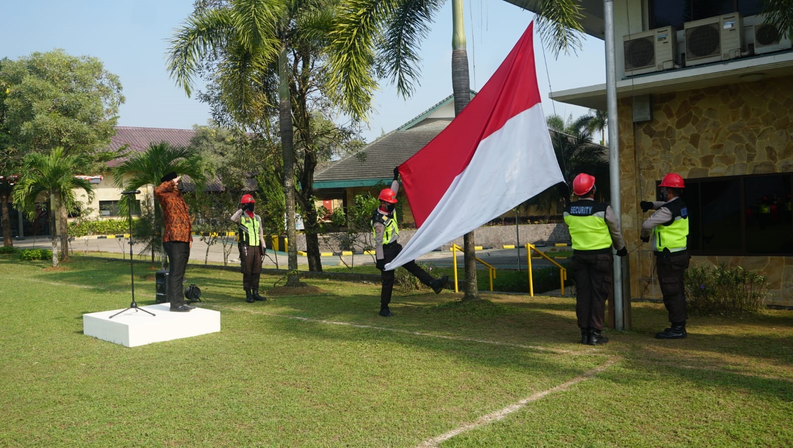 Meriahkan HUT RI ke 77 tahun, PPLI Gelar Upacara Kemerdekaan dan Lomba ...