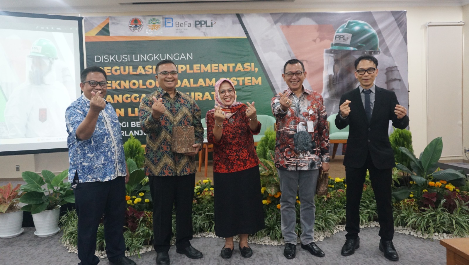 Jasa Pengangkutan Limbah B3 | Minimalisir Efek Rumah Kaca dan Kerusakan ...